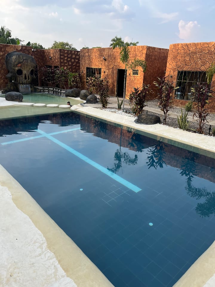 Hostal Piscina De La Calavera Habitación 6 - Melgar