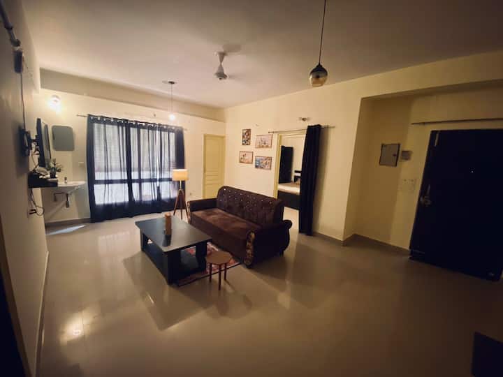 Evara Stays - Varanasi