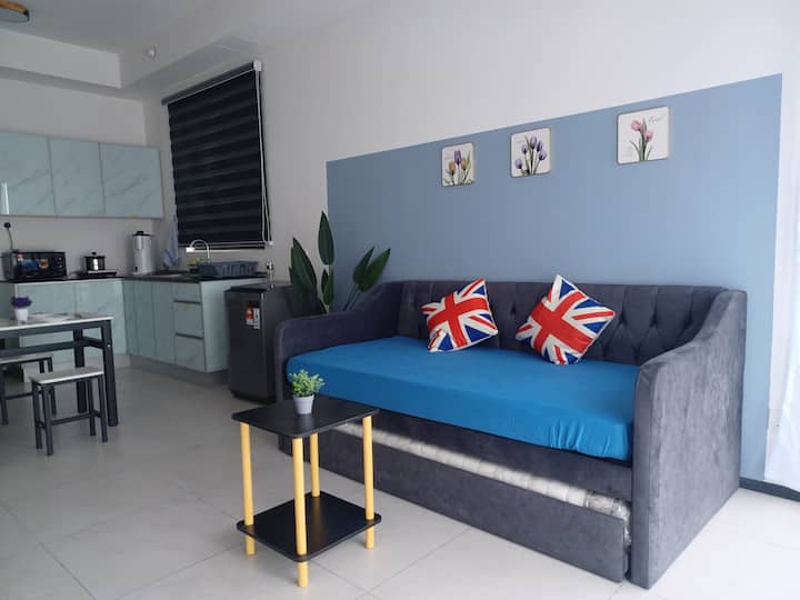 Aesthetic 2br @ Urban Suite (Infinite Pool & Gym) - Jelutong