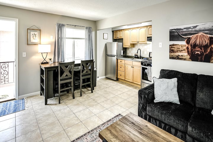 Updated Midtown Apartment! #7 - Omaha, NE