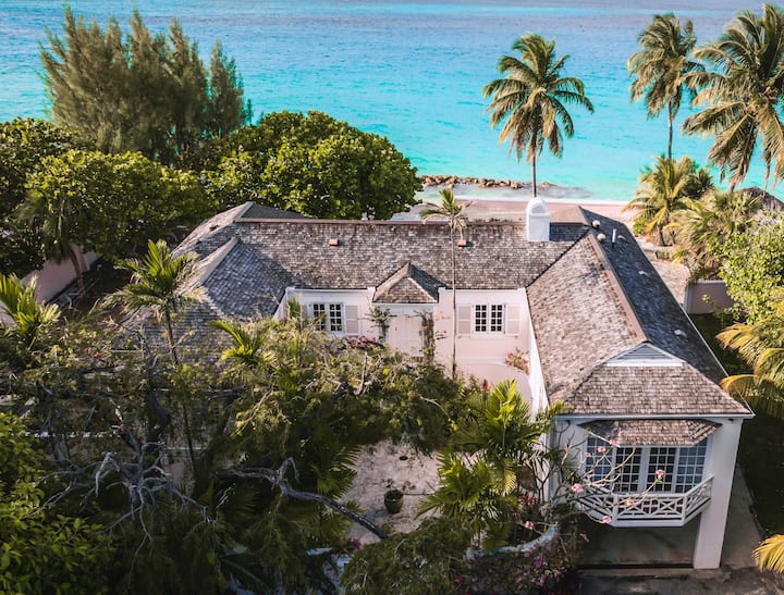 Luxury Oceanfront Villa W/ Private Beach In Nassau - The Bahamas