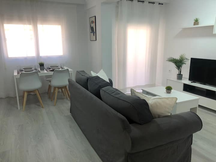 Apartamento Playa Almería - Almería