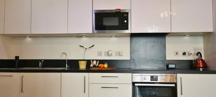 River Views- 2 Bedroom New Build - Greenwich