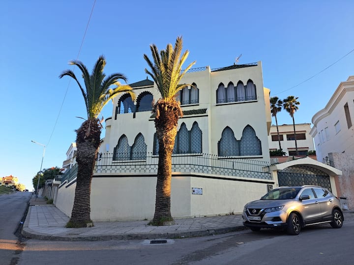 Rez De Chaussée Villa, 5 Min Centre Ville Et Plage - Tangier
