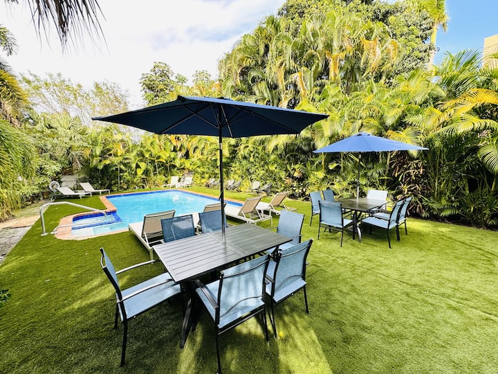 Beautiful 3 Bedroom 3 Bath Home W/ Pool Access - Fort Lauderdale