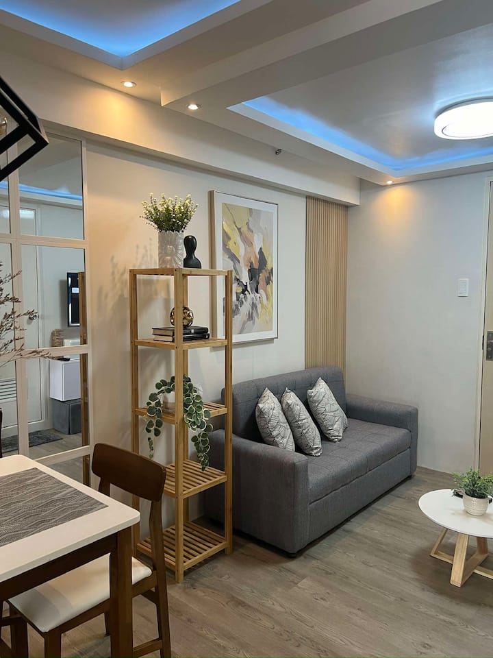 Affordable Ortigas Pasig Staycation With City View - Marikina