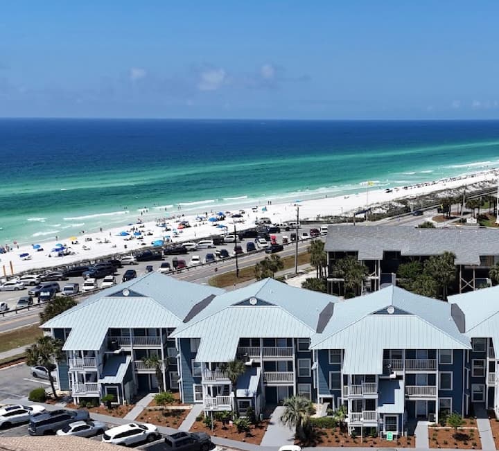 Beachside Bliss At Sugar Chateau - Miramar Beach, FL