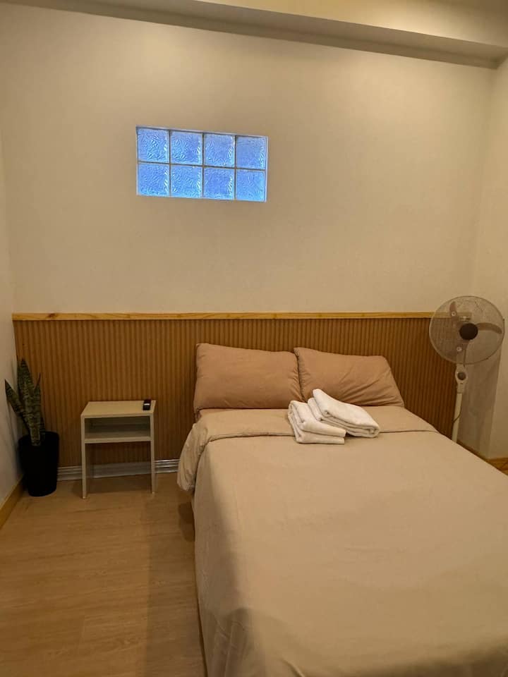 Slack Off Homes - Room 2c - Baguio