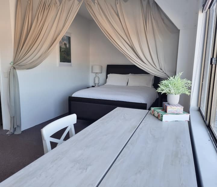 2 Bedroom Guesthouse At The Ranch - Perth