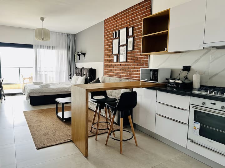 Lux Studio Seaview With Spa, Gym, Heated Pool - Богаз