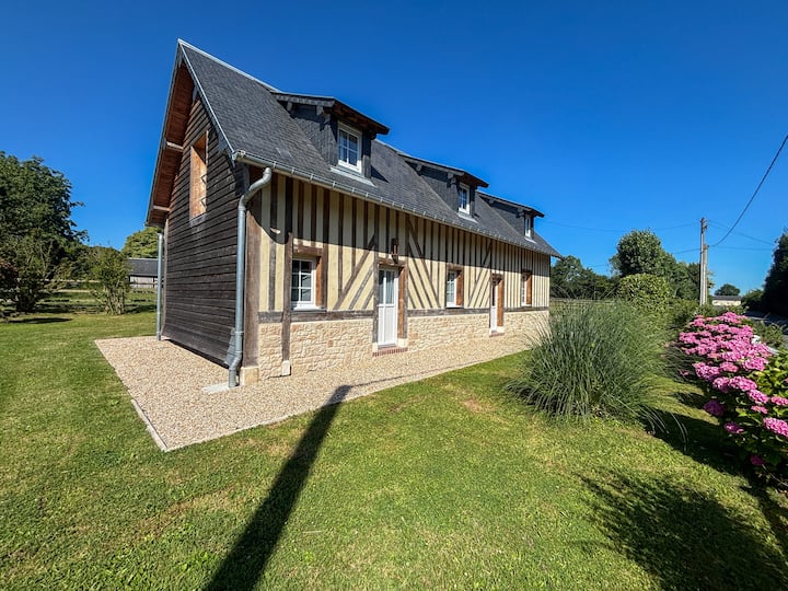 Maison Normande à La Campagne - Lisieux