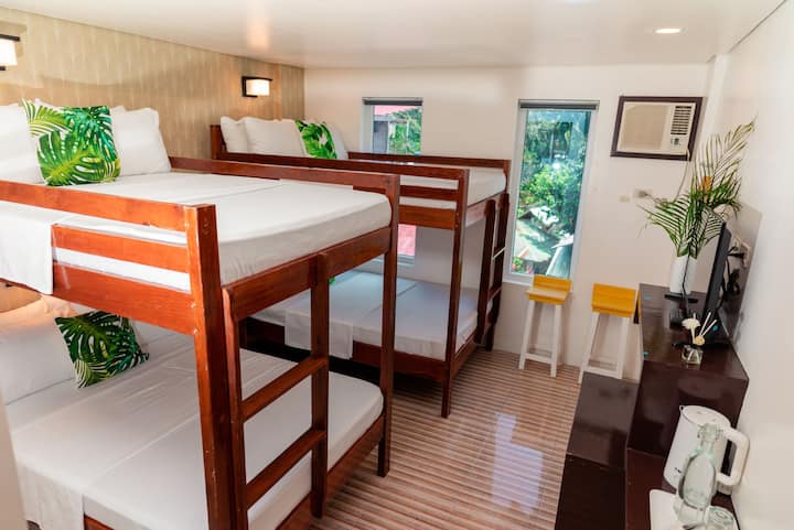 Private Bunkbed For 4-8 Pax In El Nido W/ Daily Bf - 艾爾尼多