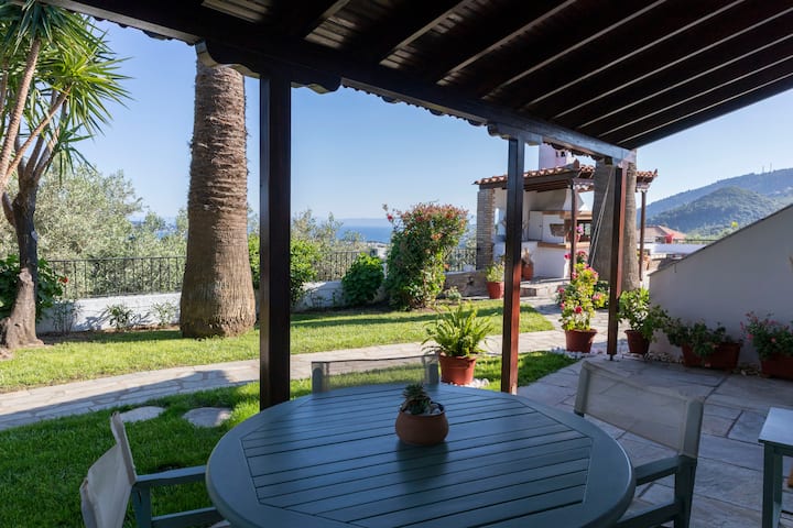 Koukounaraki Apartment 2 - Скиатос