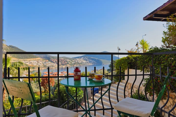 4 Kişilik, Denize Yakın Ve Merkezi Kiralık Apart - Kalkan