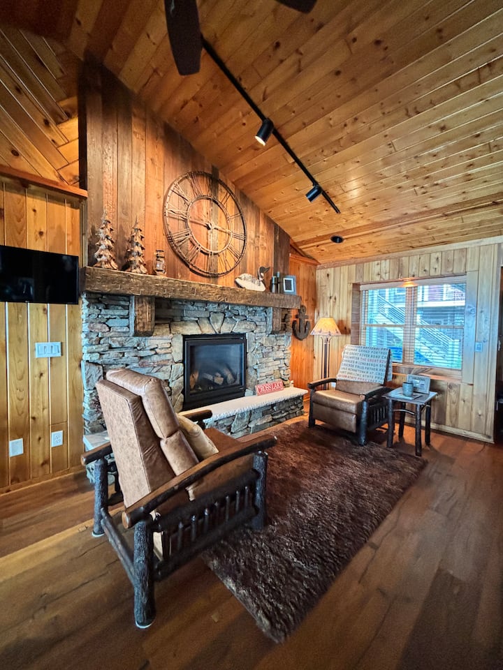 Great Cabin On Whitefish Chain - Crosslake, MN