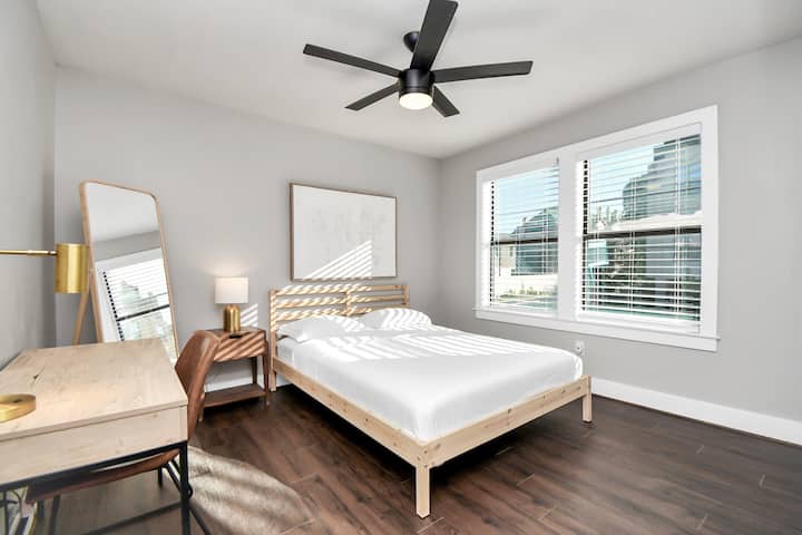 1br 1ba River Oaks Parking, Coffee, Samsung Tv - Houston, TX
