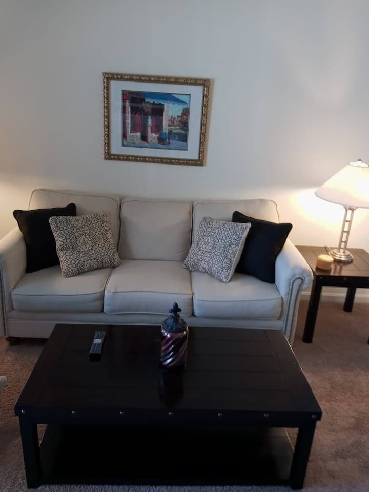 Convenient North Acton One Bedroom Apartment - Concord, MA