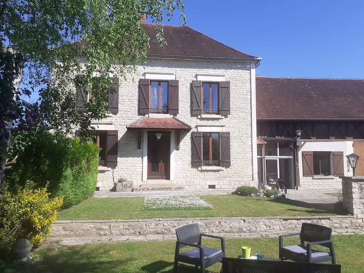 Chambre D'hôtes/maison D'artiste - Tonnerre
