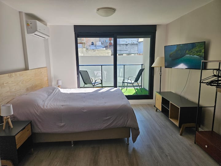 Luminoso Y Moderno Monoambiente + Espacio Cowork - Montevideo