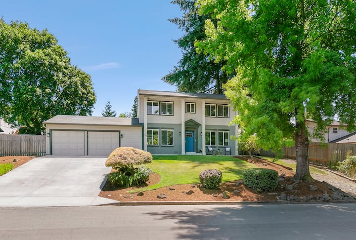 Sleeps 12! 4-bedroom House Just Remodeled - State of Washington