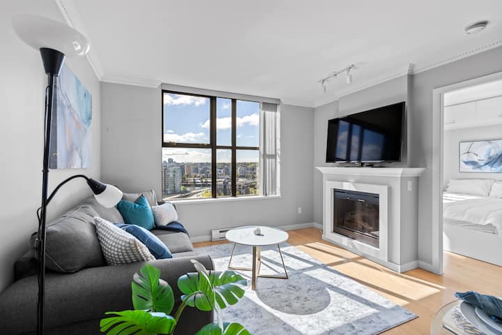 1br+ Office In Yaletown With City/water Views - Vancouver