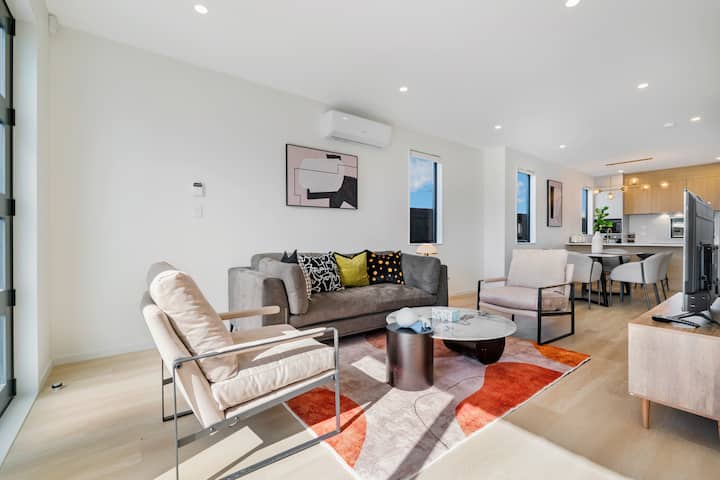 Blissful Parkview Retreat 3 Bedroom House_unit 49 - Auckland