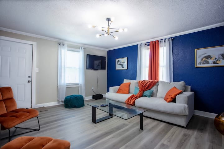 Brookhaven Blue - Unique Vibrance - Independence, MO