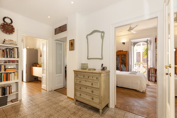 House Of An Artist In The Key Area Of Milan - Mailand