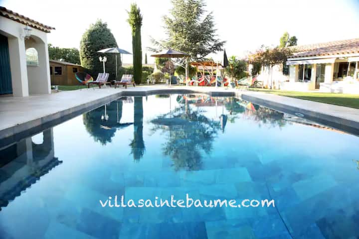 Magnifique Villa Avec Piscine/jacuzzi En Provence - Cuges-les-Pins