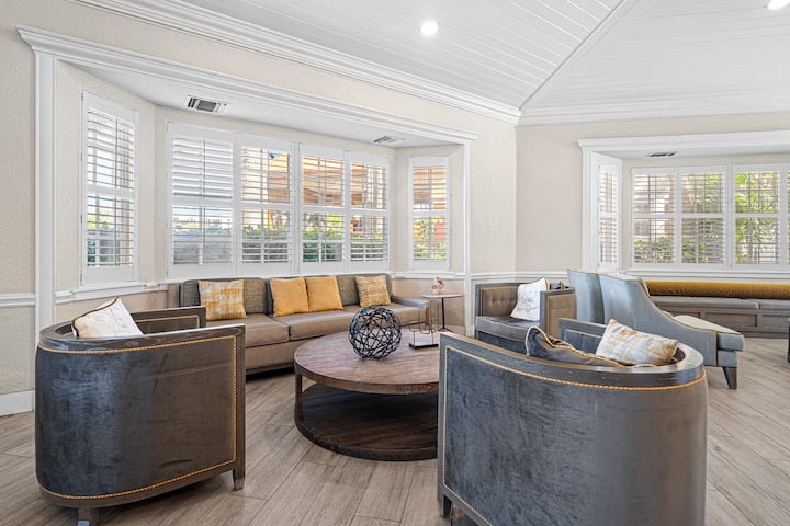 202 - Sweet  Dania Pointe/airport/cruise Location! - Hollywood