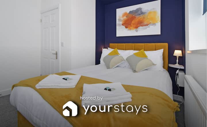 Sapphire Apartment | One Bedroom Apartment - Crewe