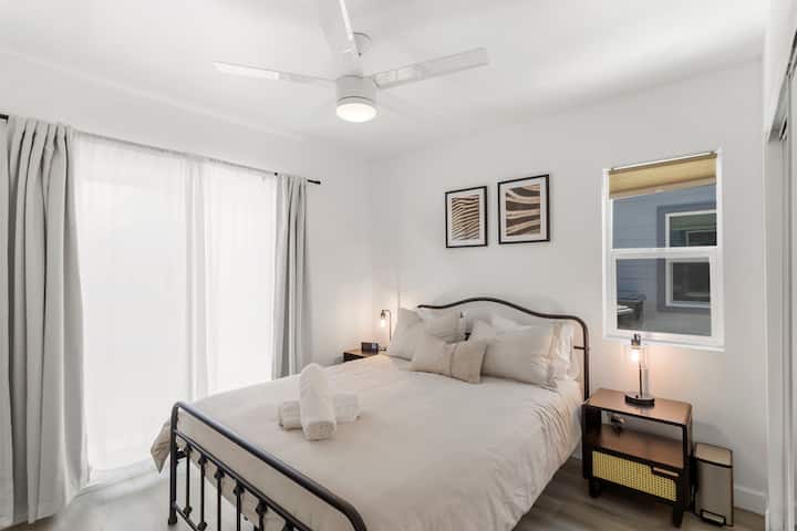 Casitabachelor | Luxury Bath & Kitchen - リバーサイド, CA