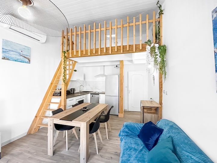 Maison Charmante Clim Et Balcon En Centre Ville - Marseillan