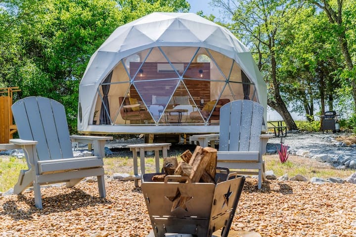 Pacific Red W/ac / Fire-pit / Bbq / Starlink - Bonham State Park, Bonham