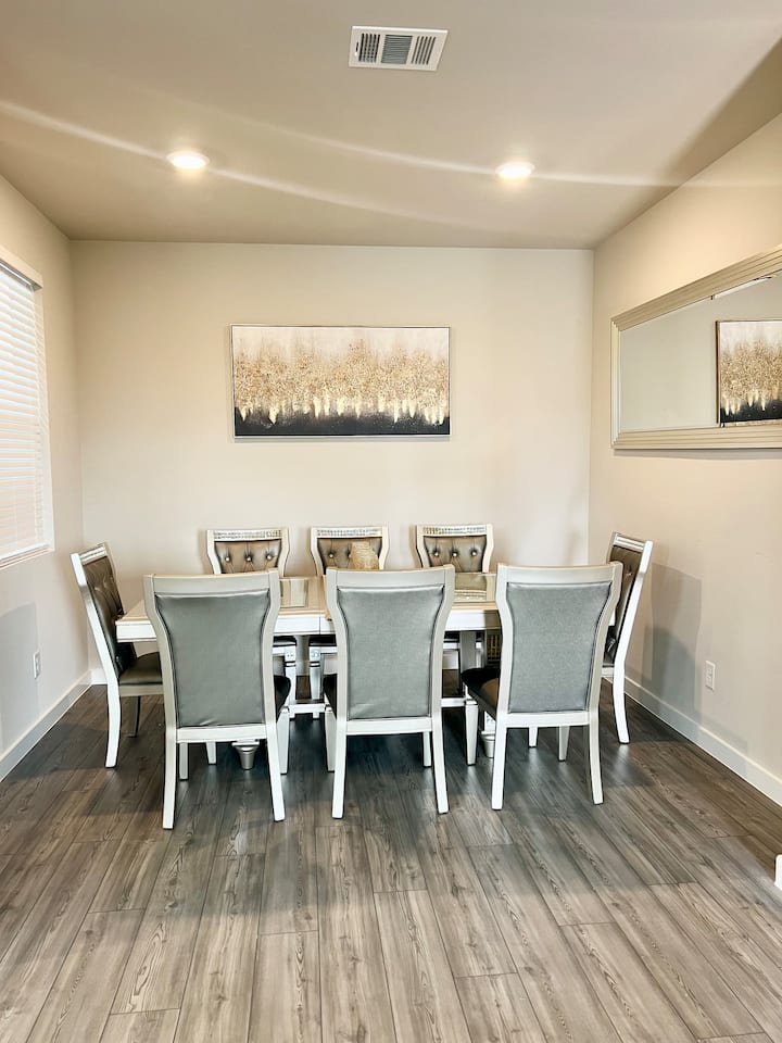 Brand New Home: 4 Bedrooms/2.5 Baths With 8 Beds - Houston, TX