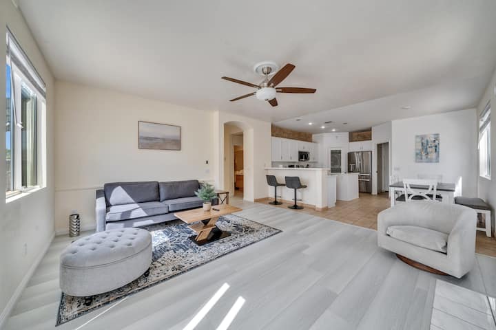 Your Home Away From Home｜vip Services M#42084 - Moreno Valley, CA
