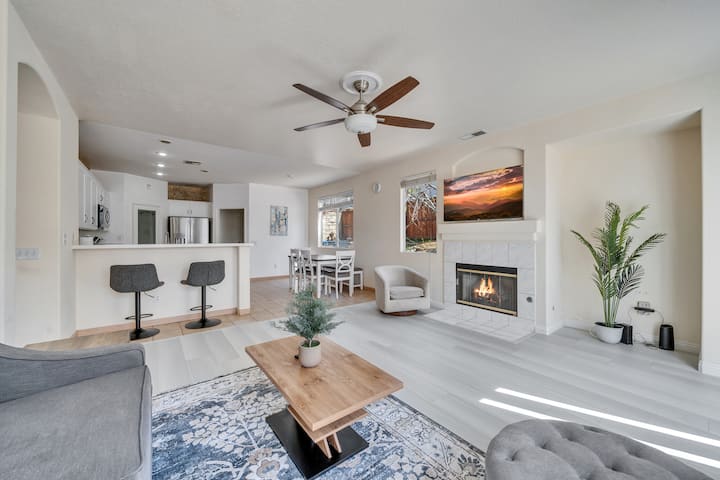 Expansive 5br/3ba Home|room To Live & Work E#42084 - Moreno Valley, CA