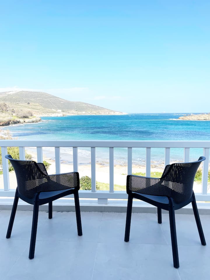 “Le Ciel”beachfront Villa 3, Le Mer, Syros Island - Greece