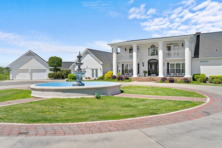 Laurel Haven Estate - Love Bird - Lancaster, SC