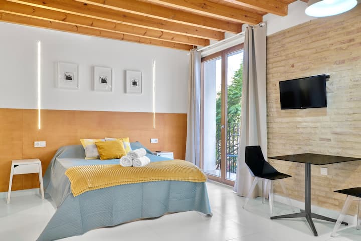 Elegant Flat In Historic Quarter Plaza Del Carmen - Burjasot