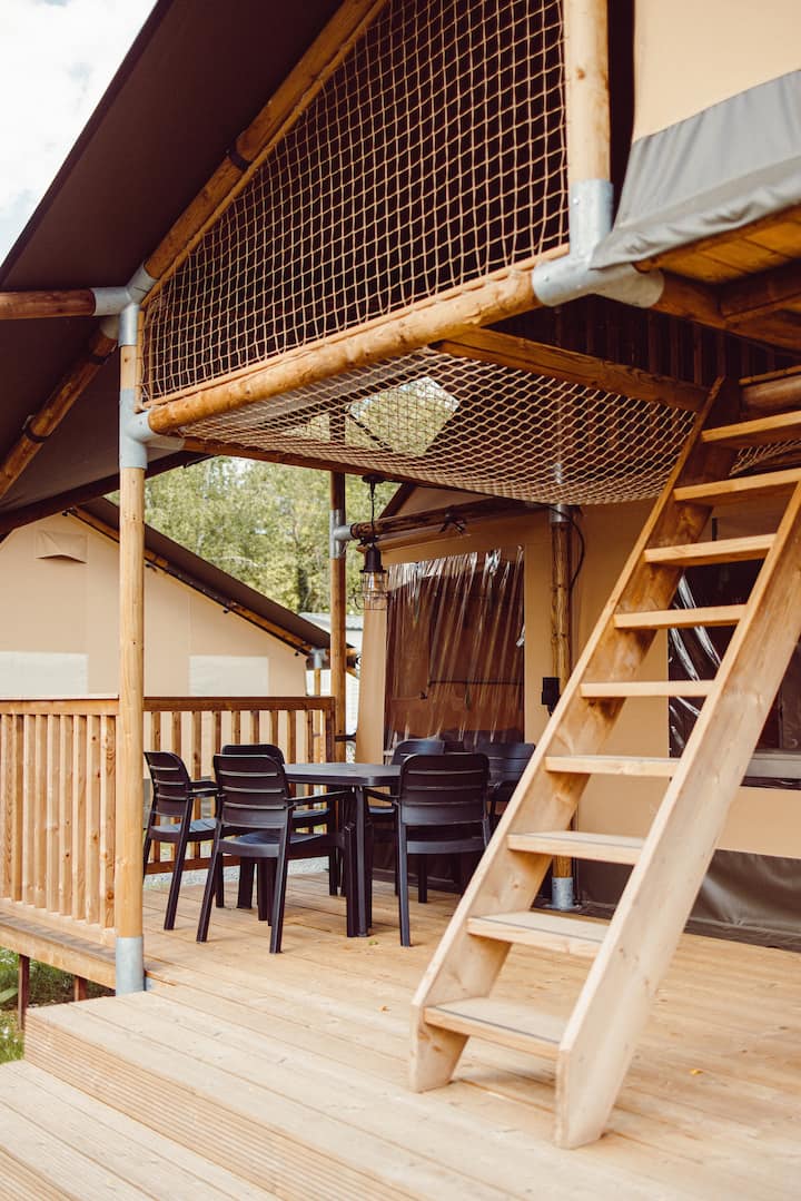 Glamping Holiday In A Ranger Lodge Tent - Bourscheid