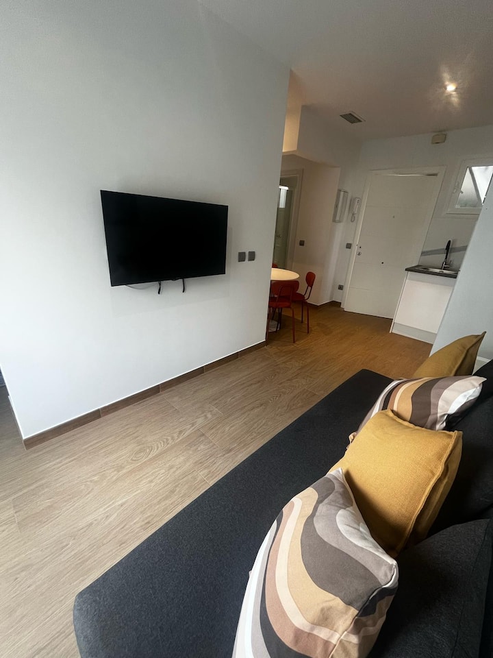 Modern And Renovated Loft Atocha, Madrid Rio - Madrid