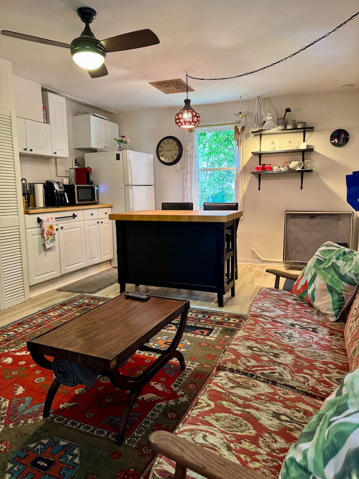 Loft à Bibi
With Parking - Gatineau