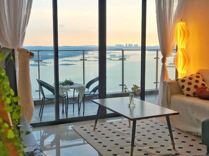 Grace Stay @ Danga Bay | Sea View | 3 Room | 10pax - Johor Bahru
