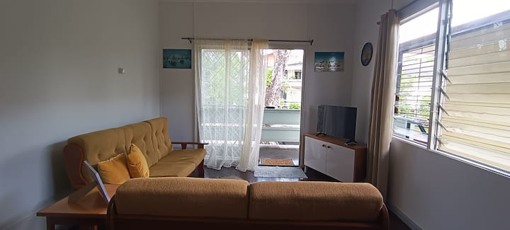 Huize Hoef
2 Kamer Bovenwoning - Paramaribo