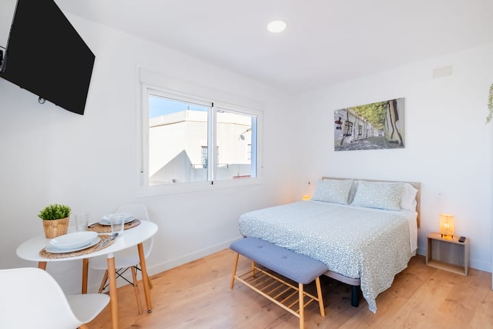 Estudio Frente González Byass Con Parking Incluido - Jerez de la Frontera
