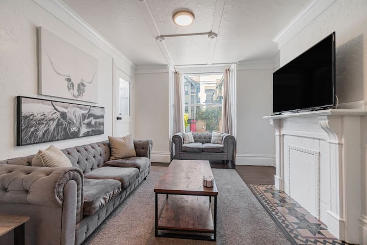 Beautiful 5 Bedroom Sf House. Close To Everything - San Francisco, CA