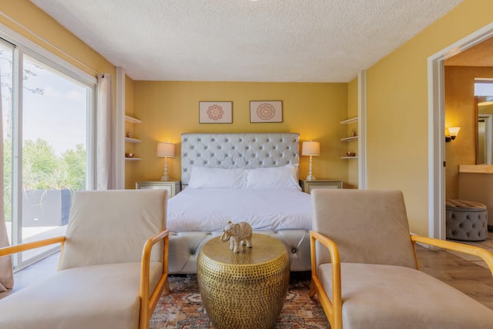 Spacious 4br By Golf Club | Relaxing Patio Escape - Diamond Bar