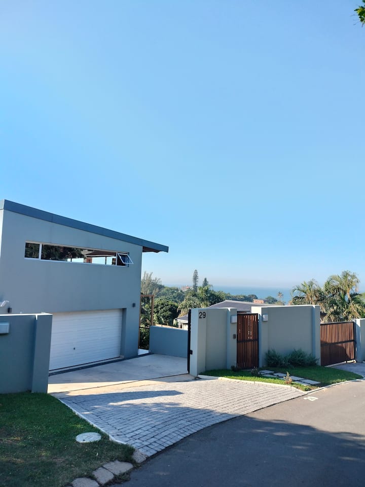 Blue-skies Loft - Dolphin Coast