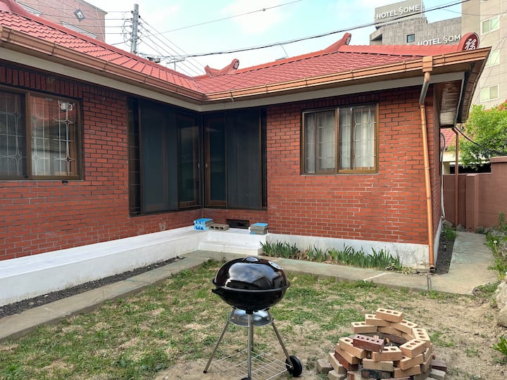 [2025년할인] 단체가능/촌캉스/캠핑감성/불멍/바베큐/성심당/야구장/대전역/도보12분 - Daejeon
